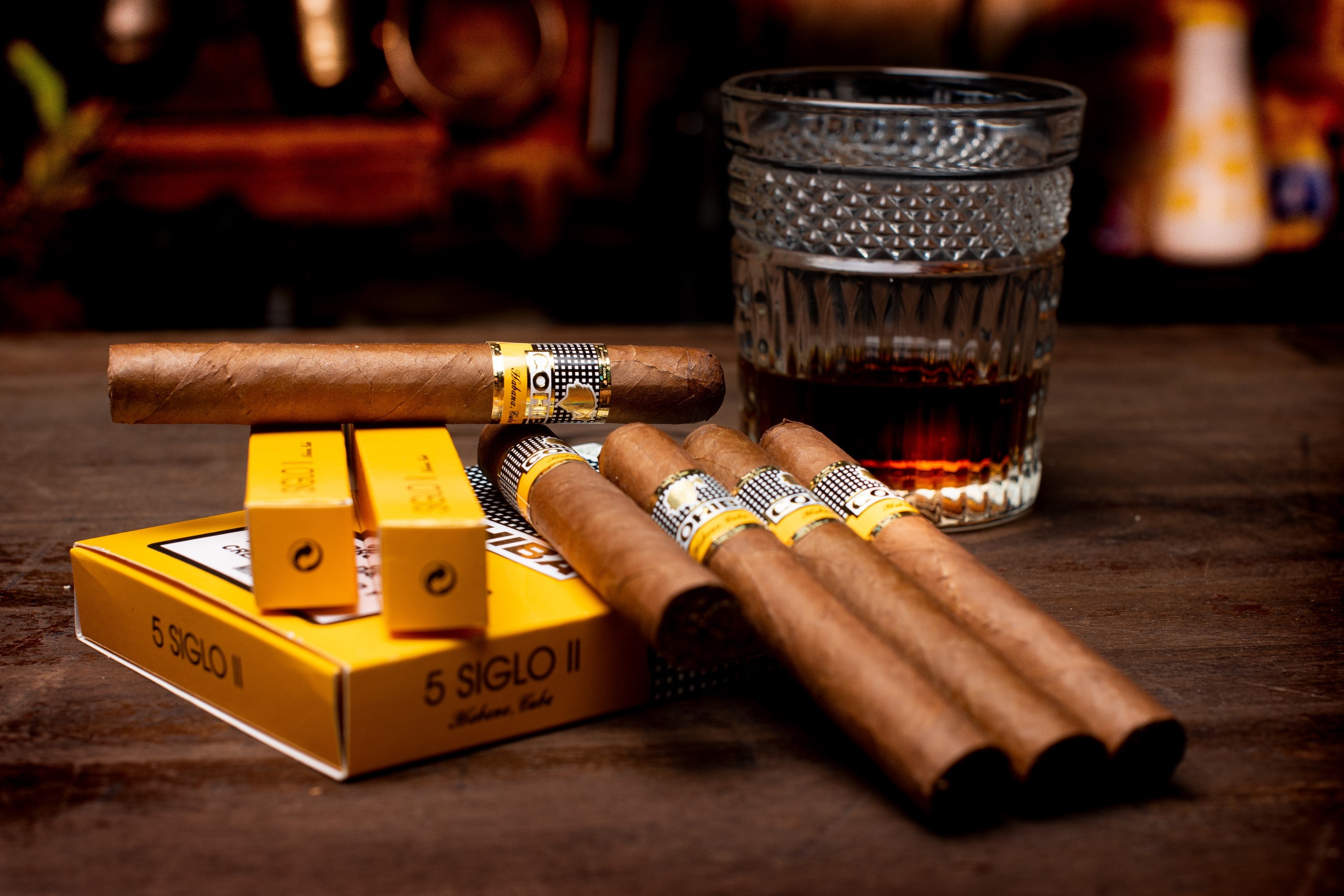 Cigars in America - Can your Fourth of July smokes be Cuban? – EGM Cigars