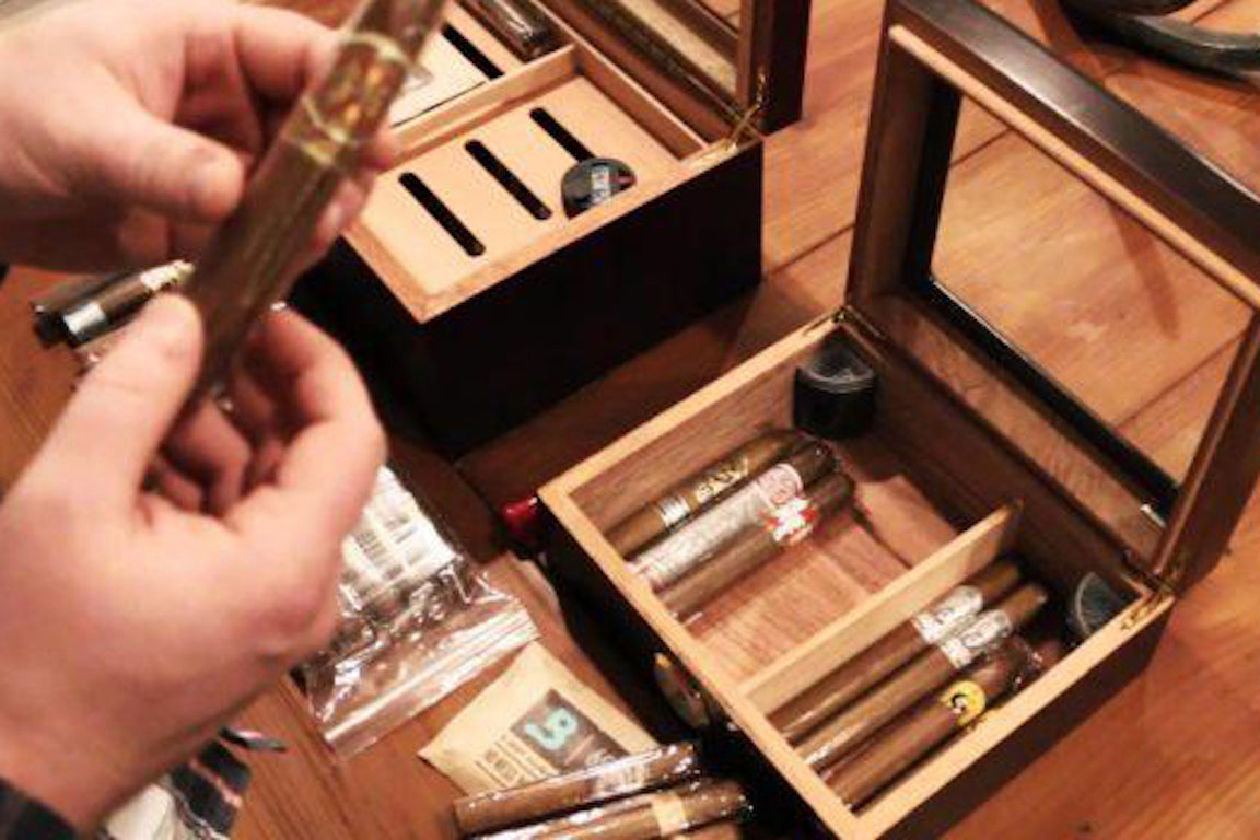 7 Common Humidor Problems and How to Fix Them? – EGM Cigars