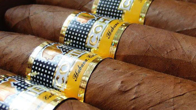 Christmas Cuban Cigars: Your Perfect Gift Guide – EGM Cigars