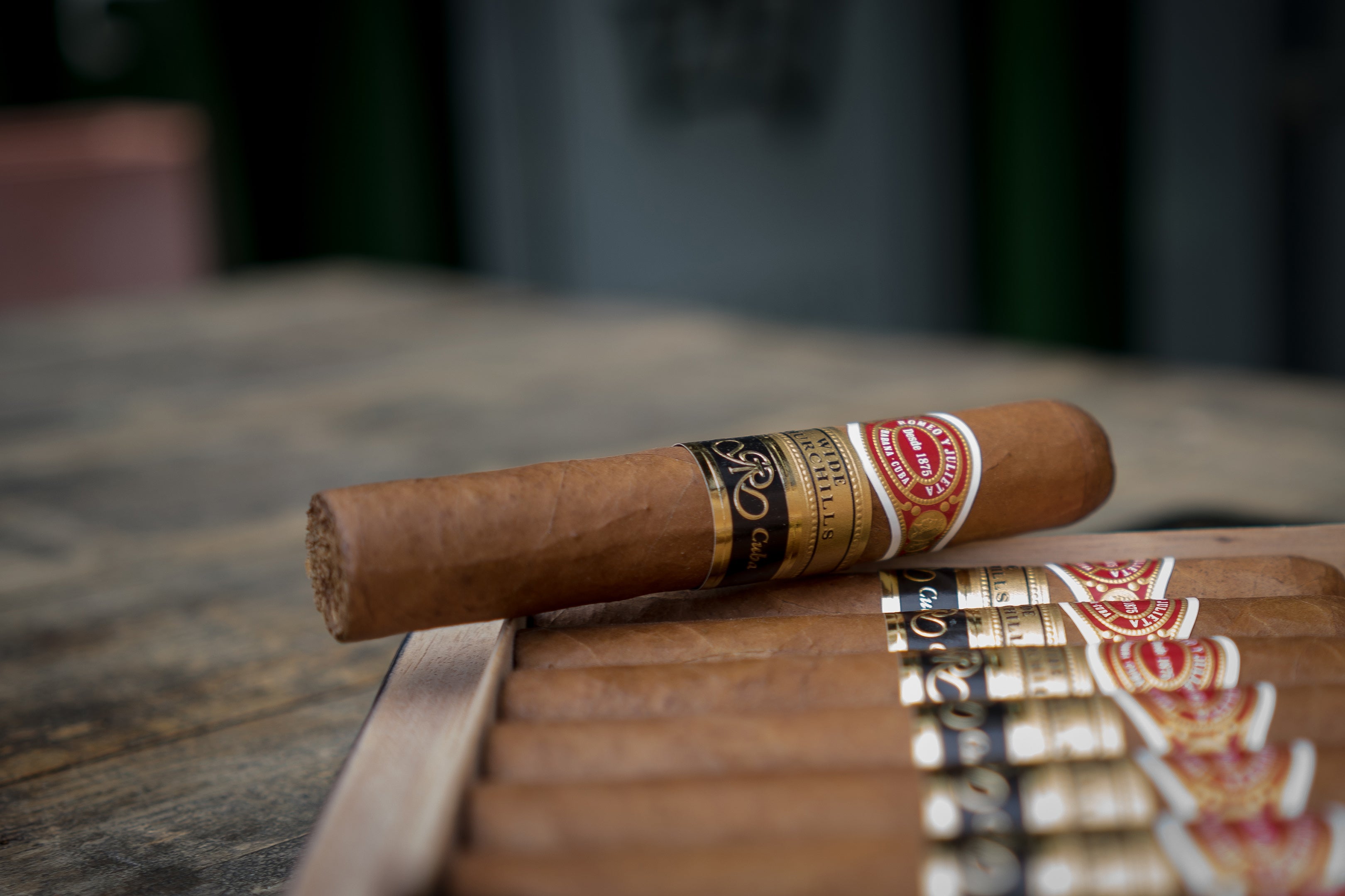 Cuban Cigar Sizes: A Large Ring Gauge or Small? – EGM Cigars